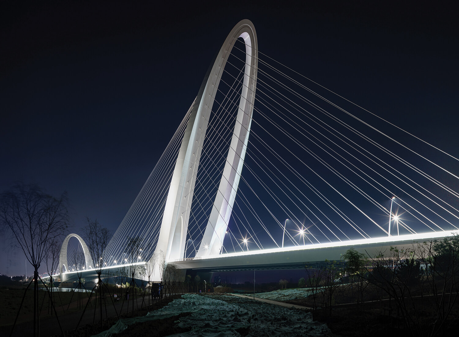 The Xinshougang Bridge represents the last stretch of a 600-year-old ...